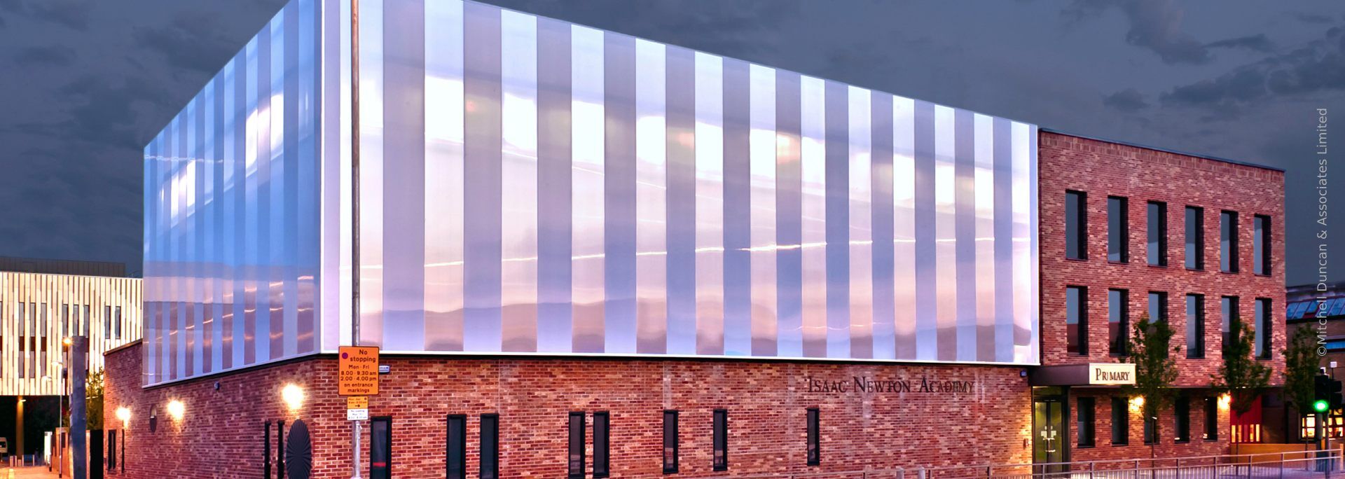 Translucent Wall Panels: Polycarbonate Systems | Danpal