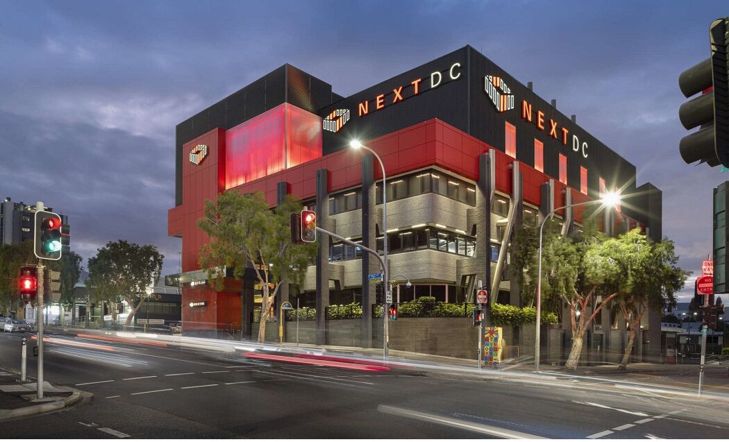 Translucent Wall Panels: Polycarbonate Systems | Danpal